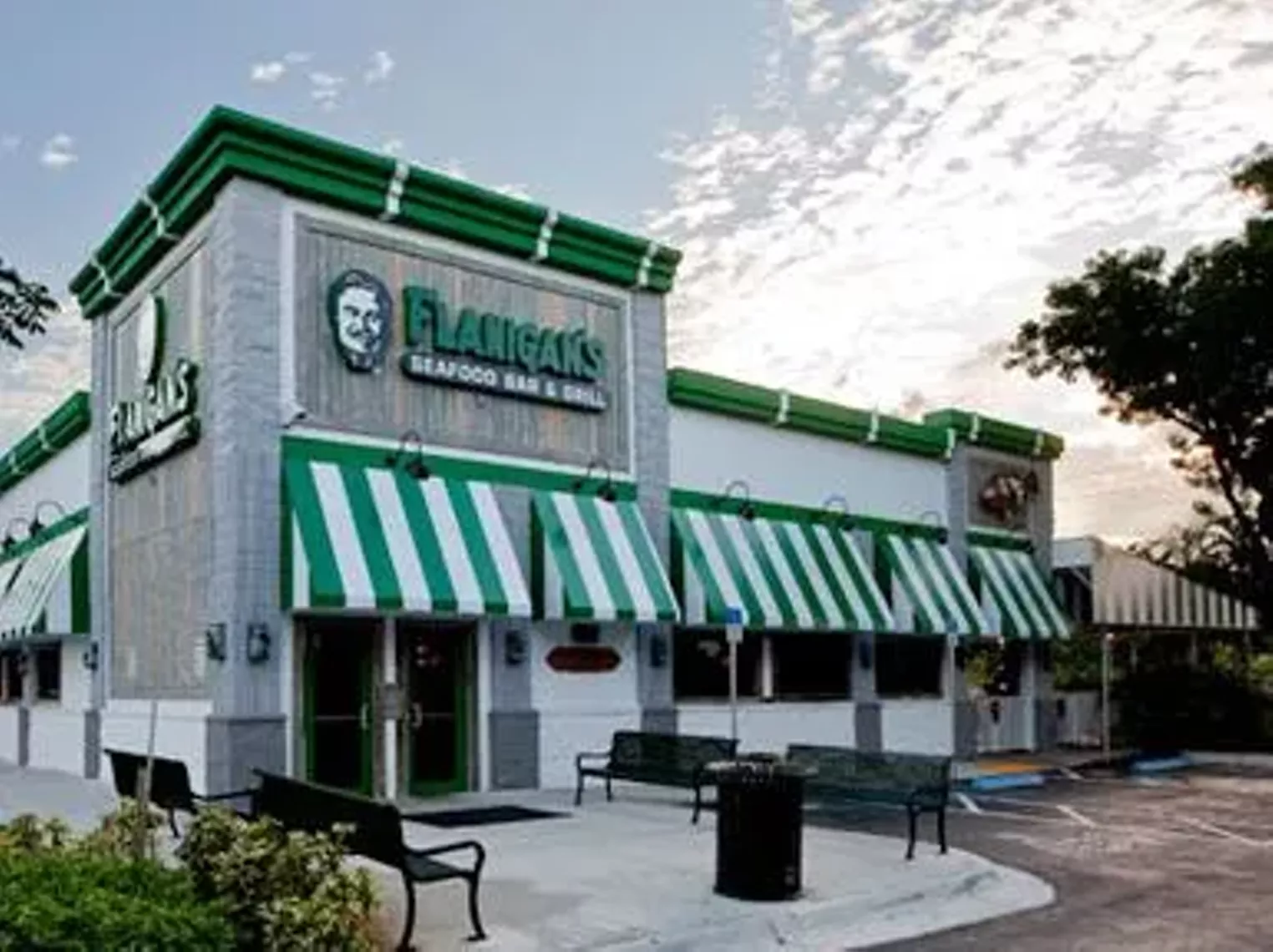 Flanigan's Seafood Bar & Grill | North Miami | American, Seafood ...