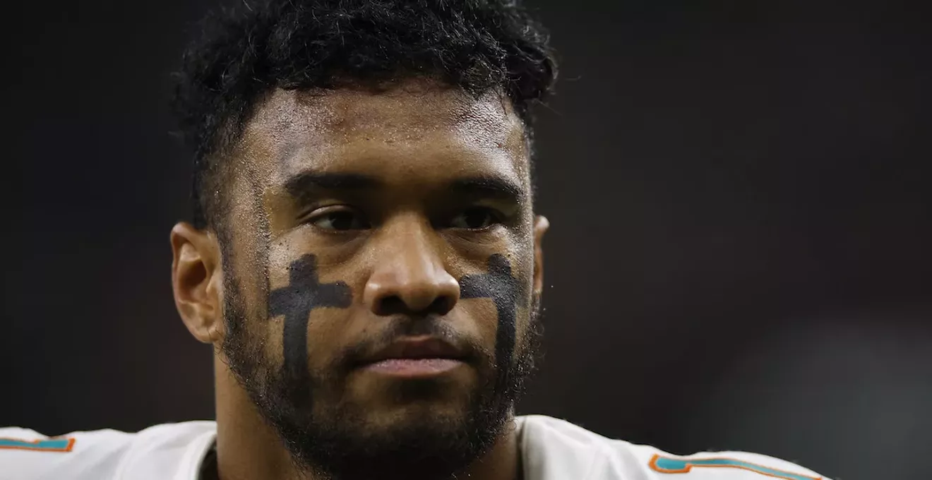 Tua Tagovailoa Concussions, Head Injuries: A Timeline | Miami New Times