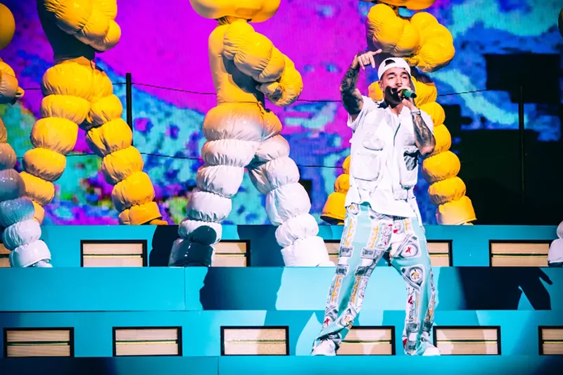 Concert Review J Balvin Arcoiris Tour At American Airlines Arena Miami