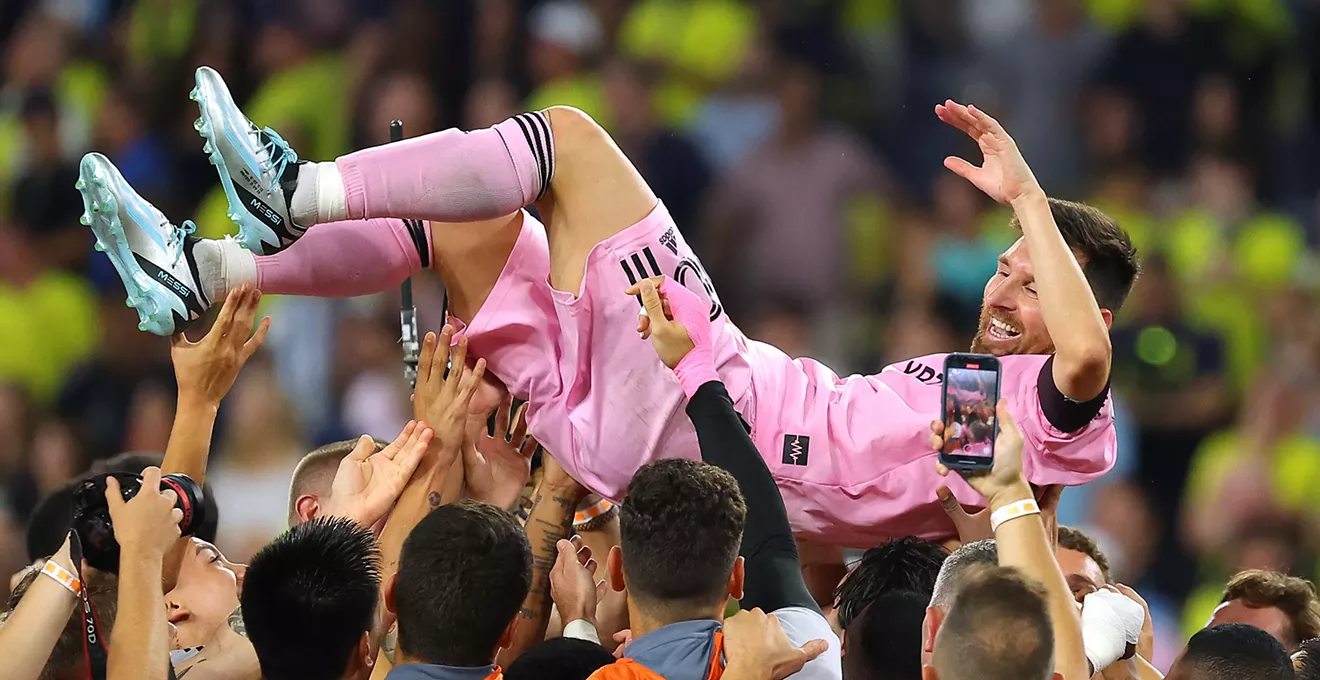 The 5 Types of Miami Sports Fans: From Bandwagoners to Delulus | Miami ...