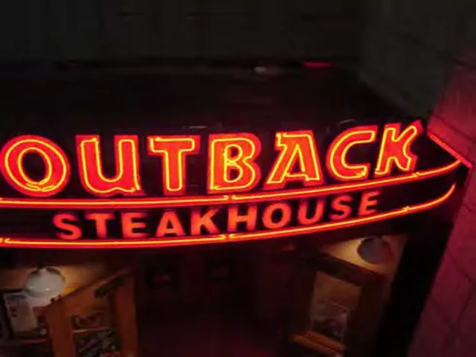 Outback Steakhouse | Westchester/West Miami | Steakhouse | Restaurant