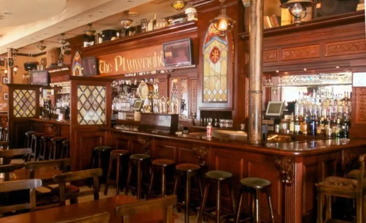 The Playwright Irish Pub | South Beach | Brewery, Irish, Bars and Clubs ...