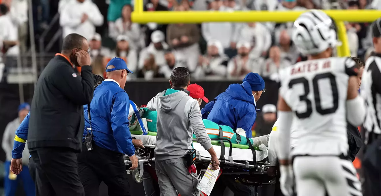 Scary Tua Tagovailoa Injury Overshadows Loss to Bengals, Roils Twitter ...