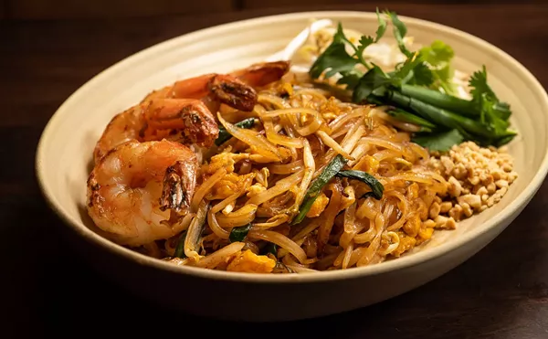 Est.33 Thai Craft Brewery & Kitchen | Brickell | Asian Fusion | Restaurant