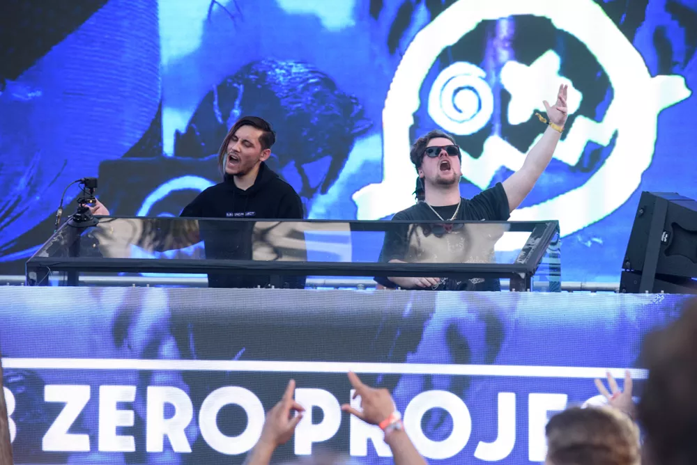 Photos: Ultra Music Festival 2024 Day Two in Miami With Hardwell and Others | Miami New Times