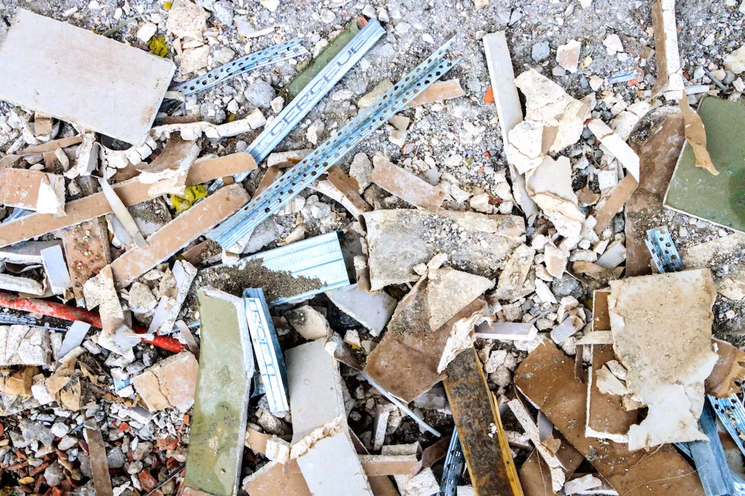 Construction Workers Keep Dumping Garbage Around Miami | Miami New Times