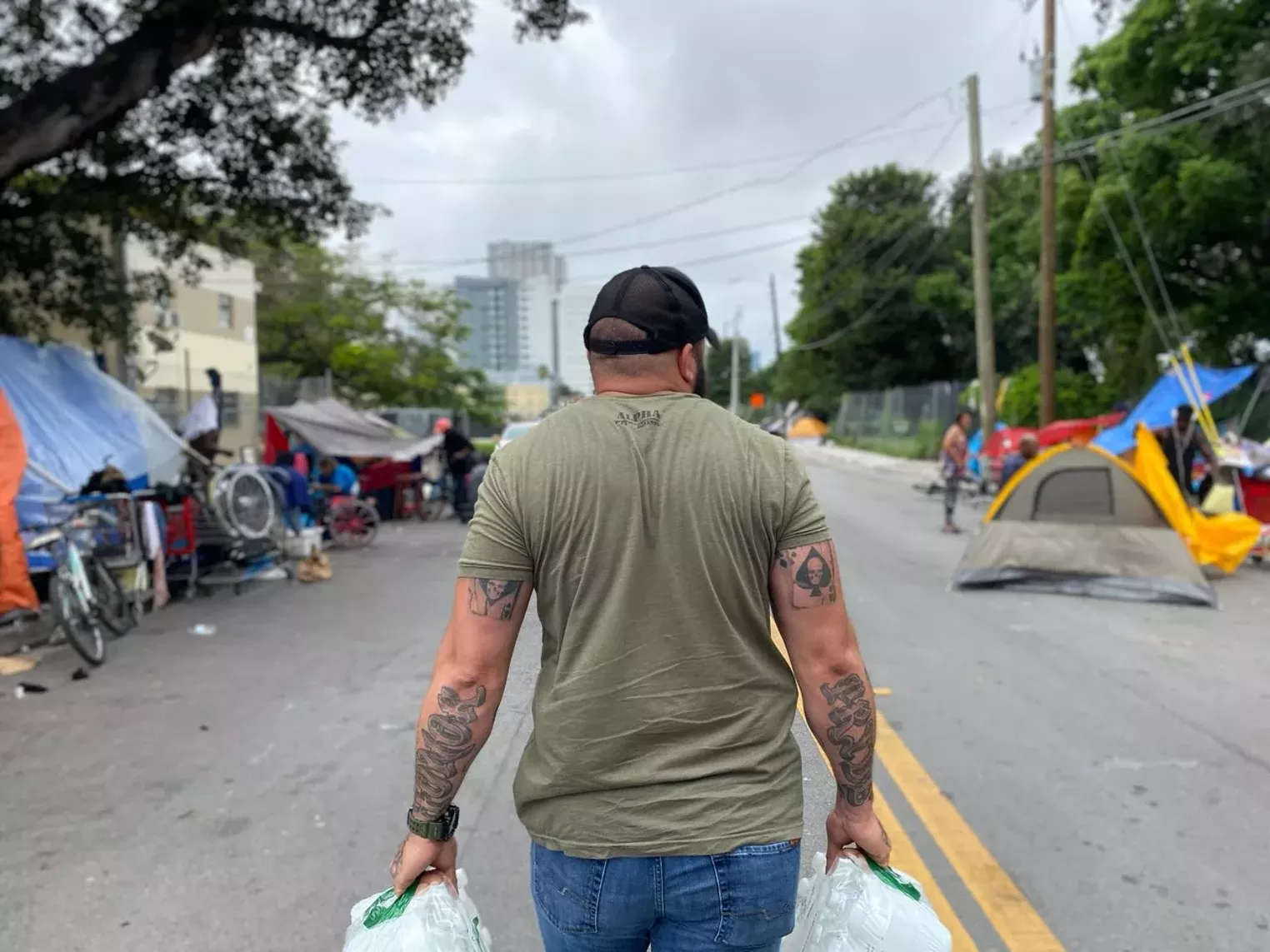 Miami Ordinance Limits Public Feeding of Homeless | Miami New Times