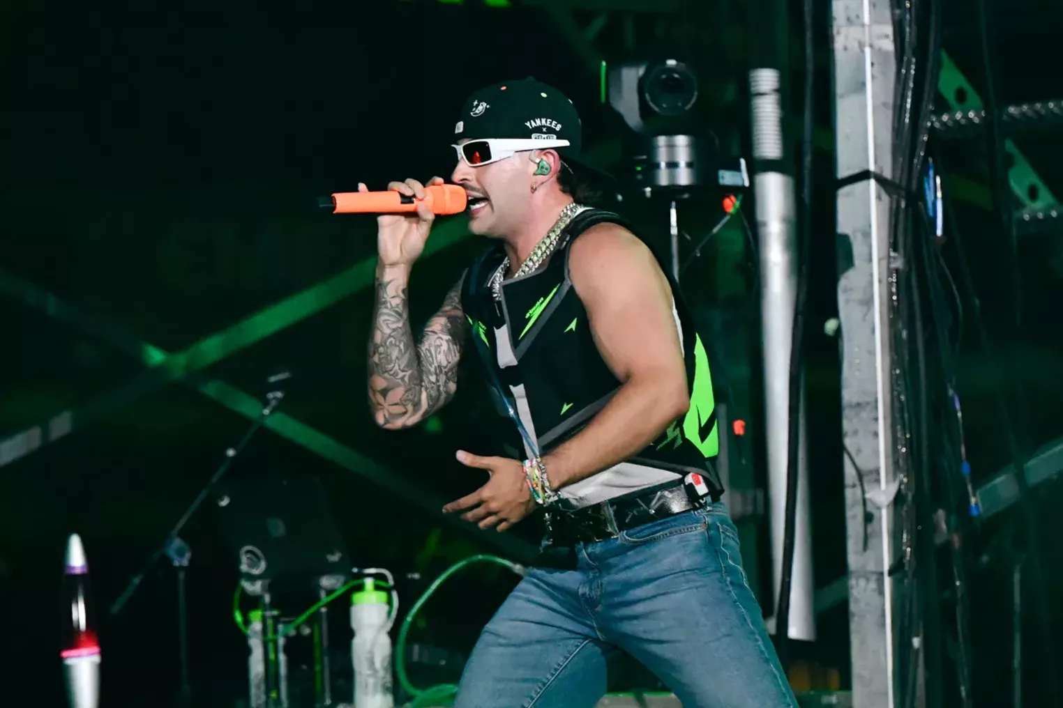 Review: Feid Miami Concert Proves He Is King of Sad-Boy Reggaeton ...