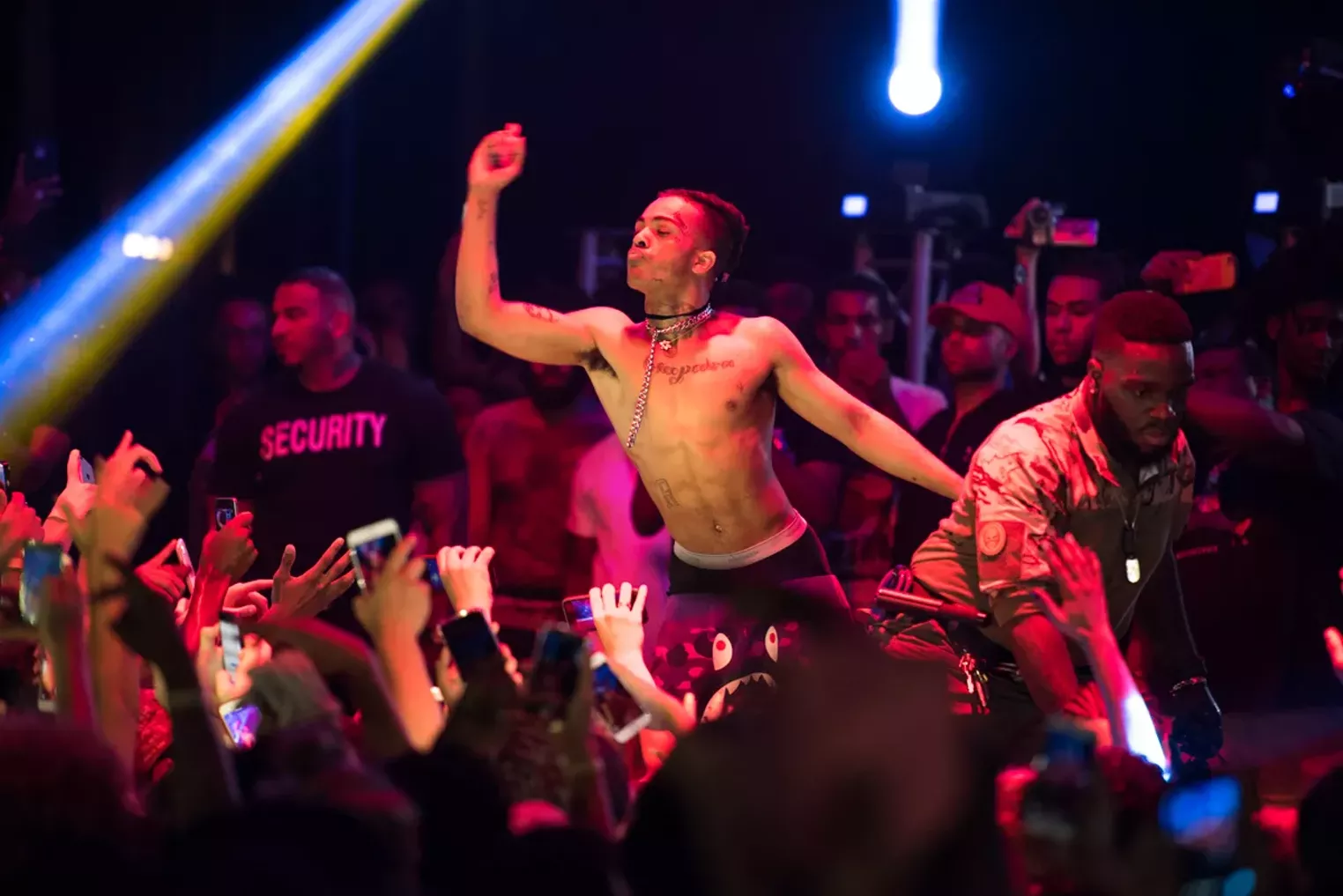 Xxxtentacion Gets Wild At Club Cinema Miami Miami New Times The