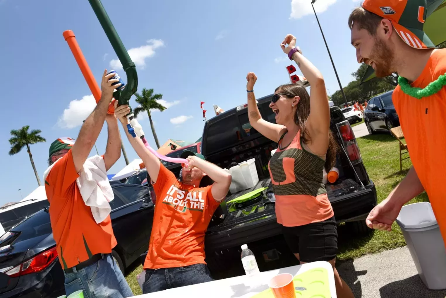 Five Signs You're a True Miami Hurricanes Football Fan | Miami New Times