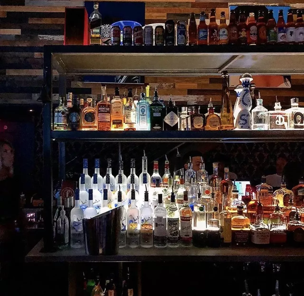 Foxhole | South Beach | Bars and Clubs | Music